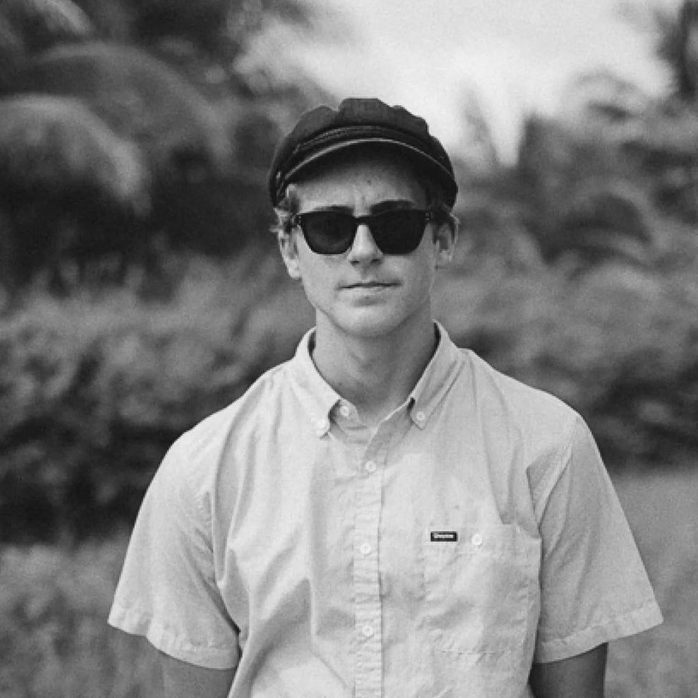 Wool Blend Tweed Fiddler Cap - Grey/Black – Village Hat Shop